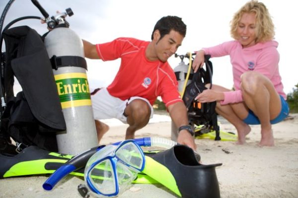 SCUBA DIVING RENTALS – Aaron's Dive Shop
